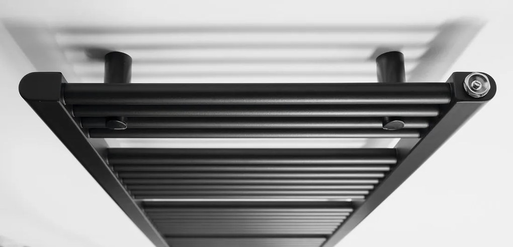 Aqualine Direct otopné těleso rovné boční připojení 450 x 1320 mm černá mat ILR34B