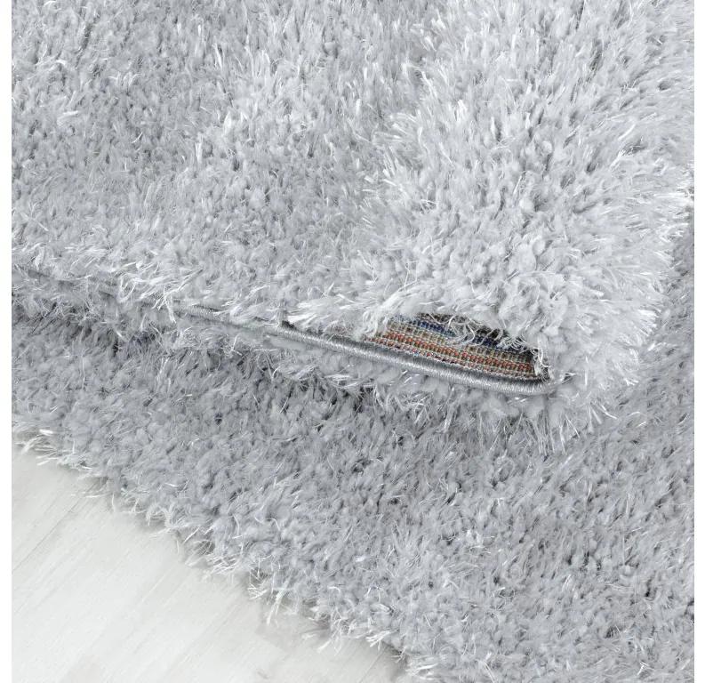 Ayyildiz Kusový koberec BRILLIANT 4200, Stříbrná Rozměr koberce: 80 x 150 cm