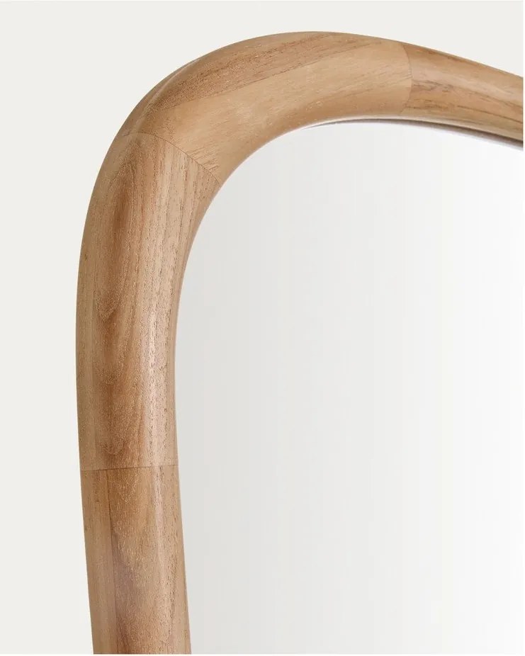 Nástěnné zrcadlo s dřevěným rámem 61x158 cm Alura – Kave Home