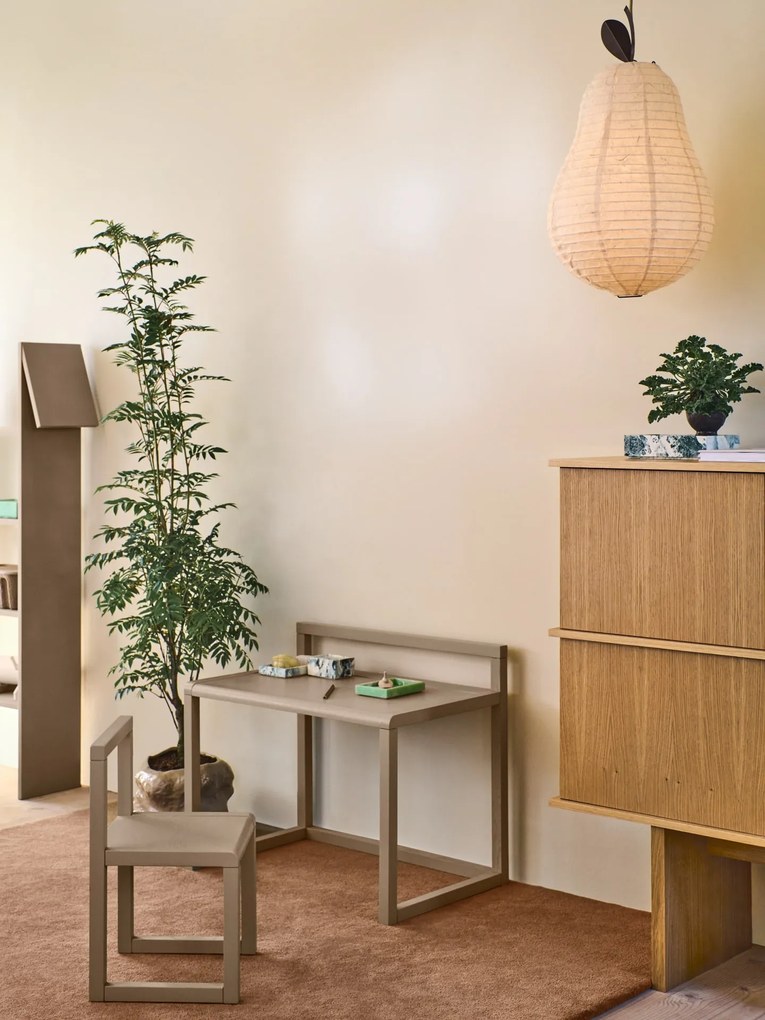 Ferm Living Stínidlo na závěsnou lampu Pear Natural, krémová barva, kov, papír