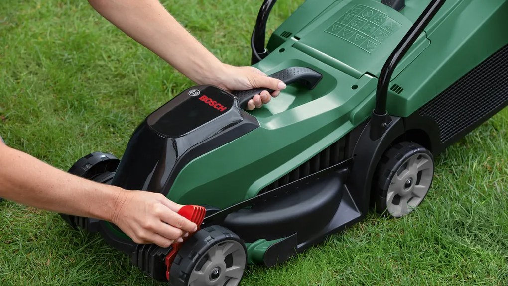 BOSCH CityMower18 aku 0 600 8B9 A00