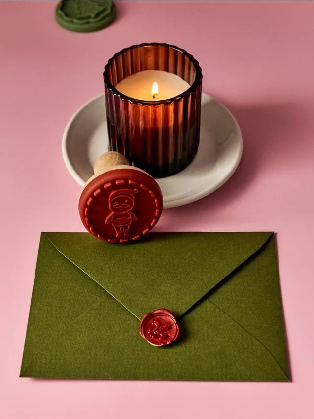 Sinsay - Vonná svíčka Chocolate and carmel - béžová