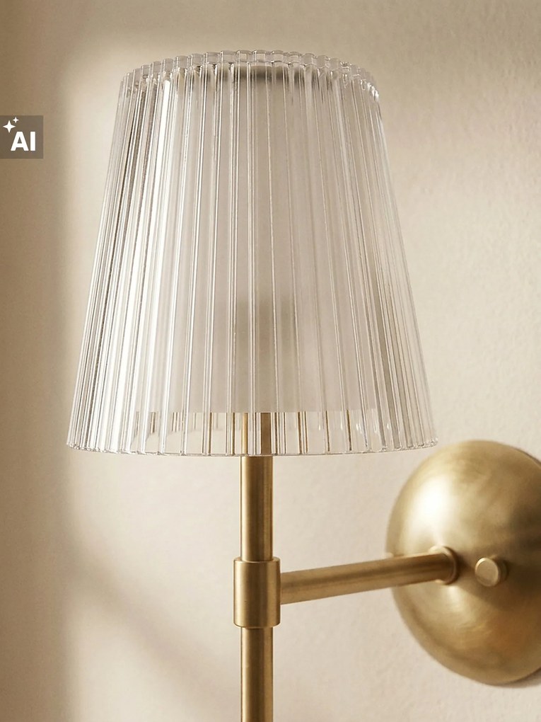 Sinsay - Elegantní LED nástěnné svítidlo s žebrovaným stínidlem - zlatá