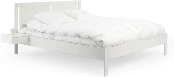 Bílá ručně vyráběná postel z masivního březového dřeva Kiteen Koli Tina, 160 x 200 cm