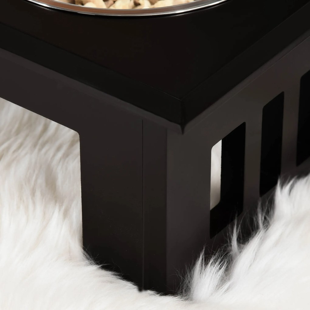 PawHut Vyvýšená miska pro psy s nerezovými miskami, miska na krmivo z MDF v barvě kávy, 58,4 x 30,5 x 25,4 cm, ideální pro domácí zvířata