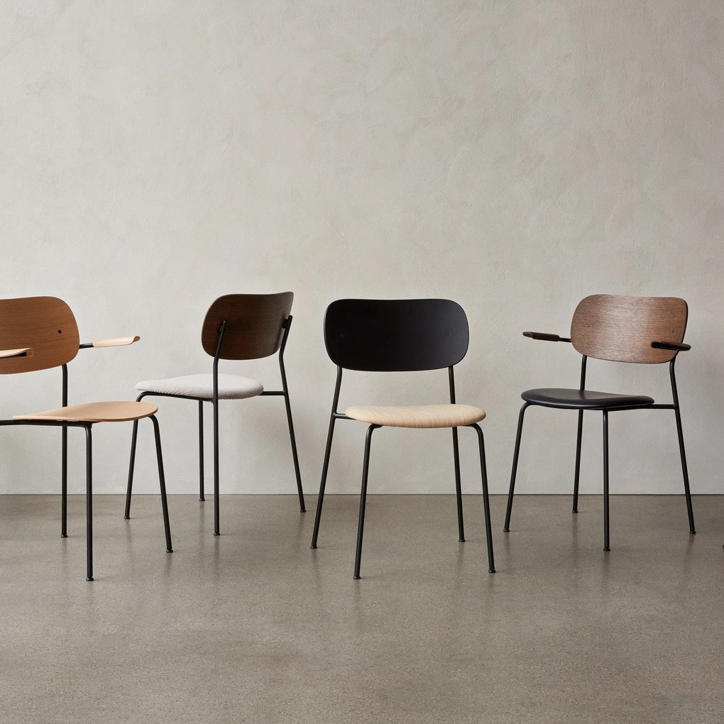 AUDO (MENU) Židle Co Chair, Black / Black Oak