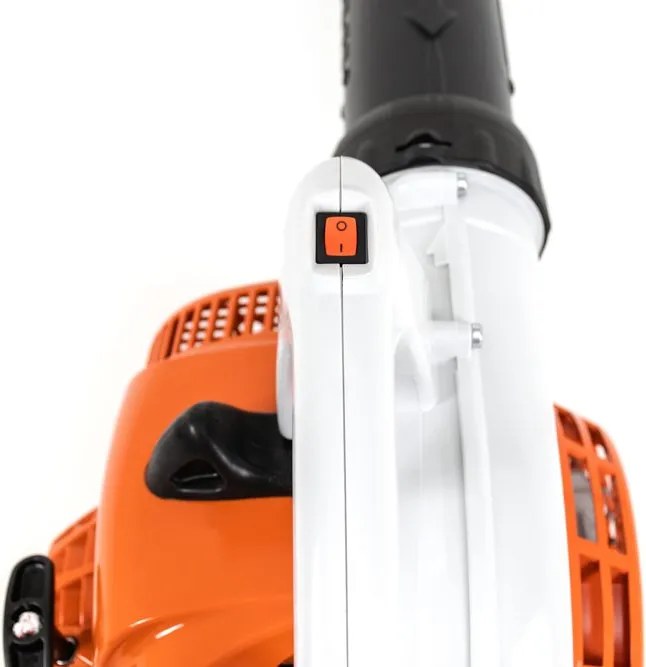 Benzínový fukar na listí STIHL BG 56