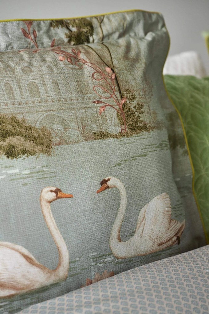 Pip Studio Darjeeling Days polštář 45 x 45 cm - zelený (Stylový perkálový polštář s motivem labutí)
