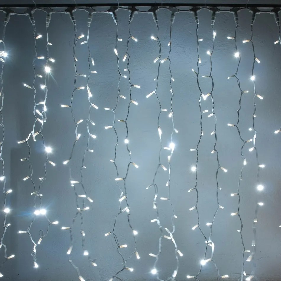 Easy Fix LED světelný závěs venkovní, 100 × 700 cm, ledově bílá, 600 diod, bílý kabel, IP67, prodlužovací