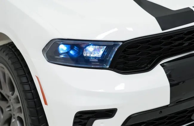 Elektrické autíčko Dodge Durango bílé