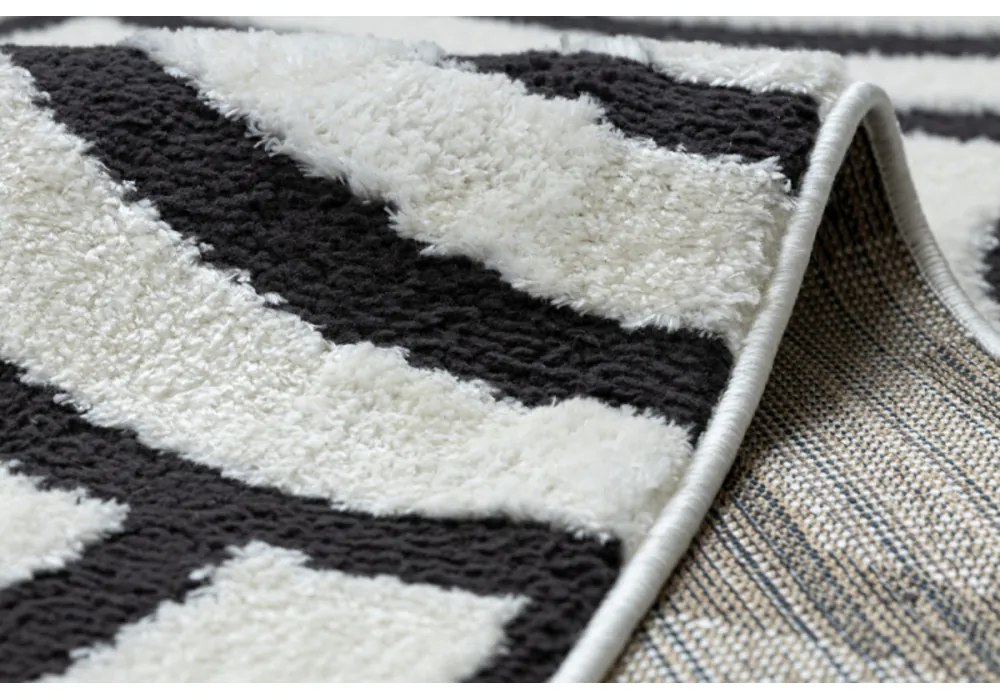 Kusový koberec Corylus krémovočerný 160x220cm