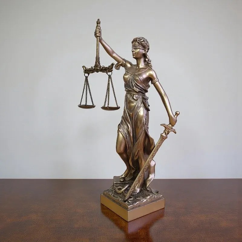 Spravedlnost - bohyně Themis soška Veronese, dárek pro právníka, WU71832A4