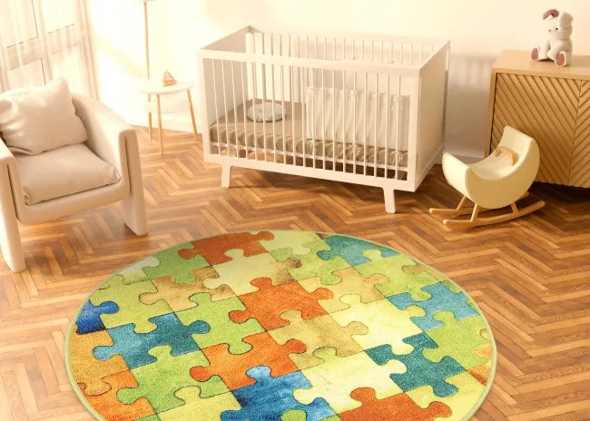 Koberec Puzzle vícebarevný kruh