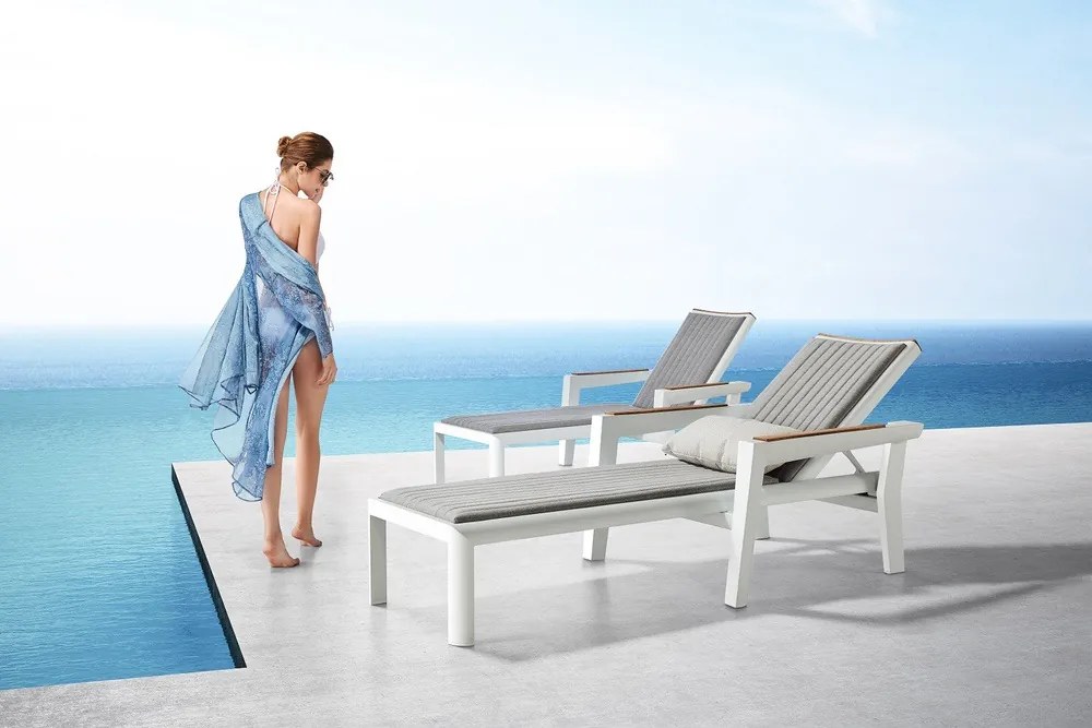 Zahradní lehátko HIGOLD - Champion Sunlounger Olefin