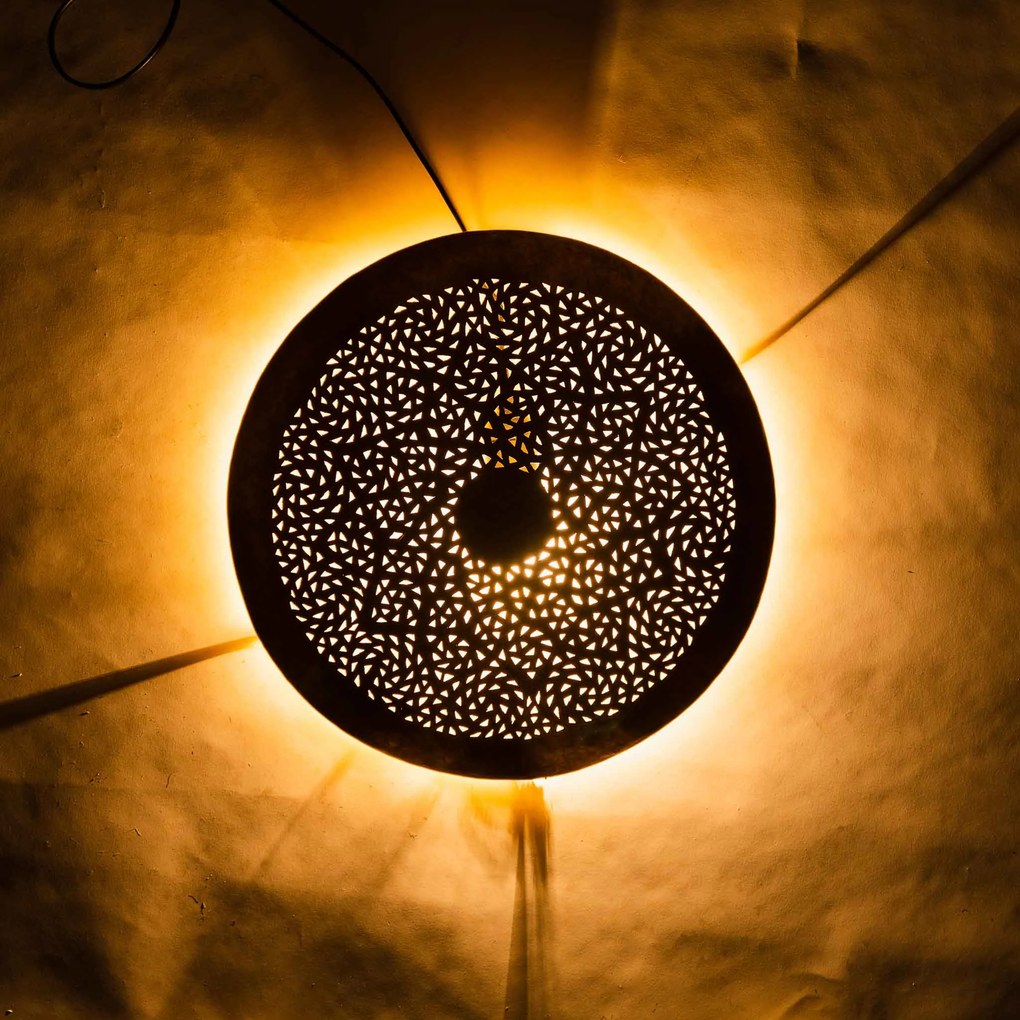 Mosazná nástěnná lampa Hilal 37cm