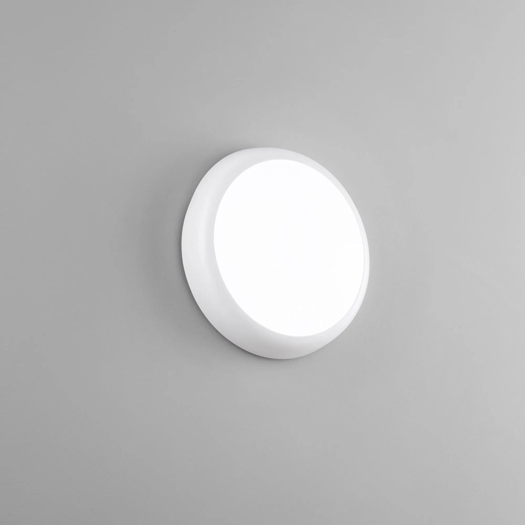 FAN LED-HUBLOT-HELP Stropní nouzové LED svítidlo 18 W, 1800 lm, CCT, IP65, 32 x 7,2 cm - FANEUROPE