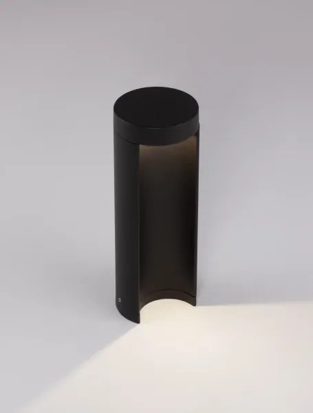 Venkovní LED lampa Tien A 9 černé