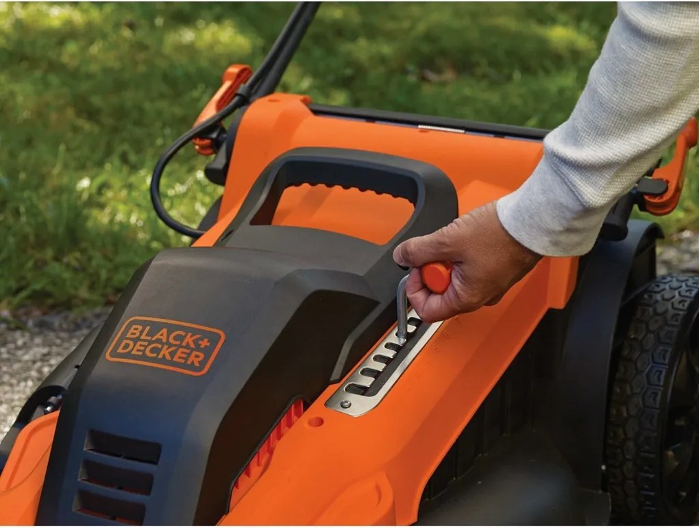 Elektrická sekačka Black+Decker LM2000-QS, 2000W