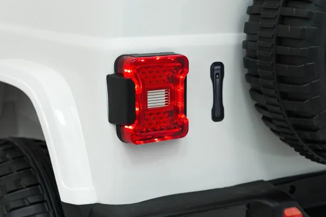 Elektrické autíčko Jeep Wrangler Rubicon LIFT bílé
