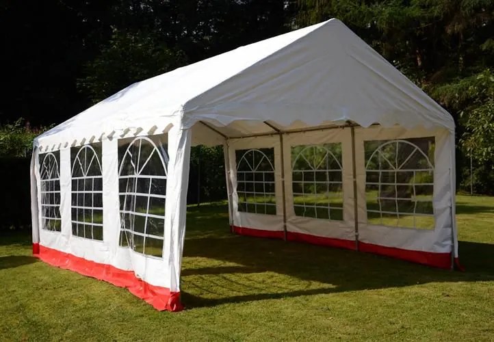 Zahradní párty stan 4 × 6 m s PVC střechou a bočnicemi