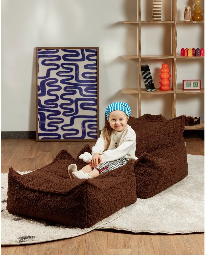 Tmavě hnědý dětský puf z textilie bouclé Warm Hazel – Wigiwama