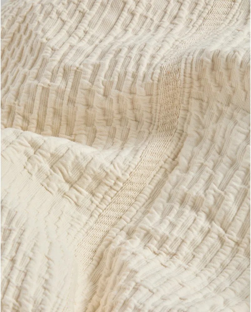 Krémový přehoz 240x260 cm Raylo – Kave Home