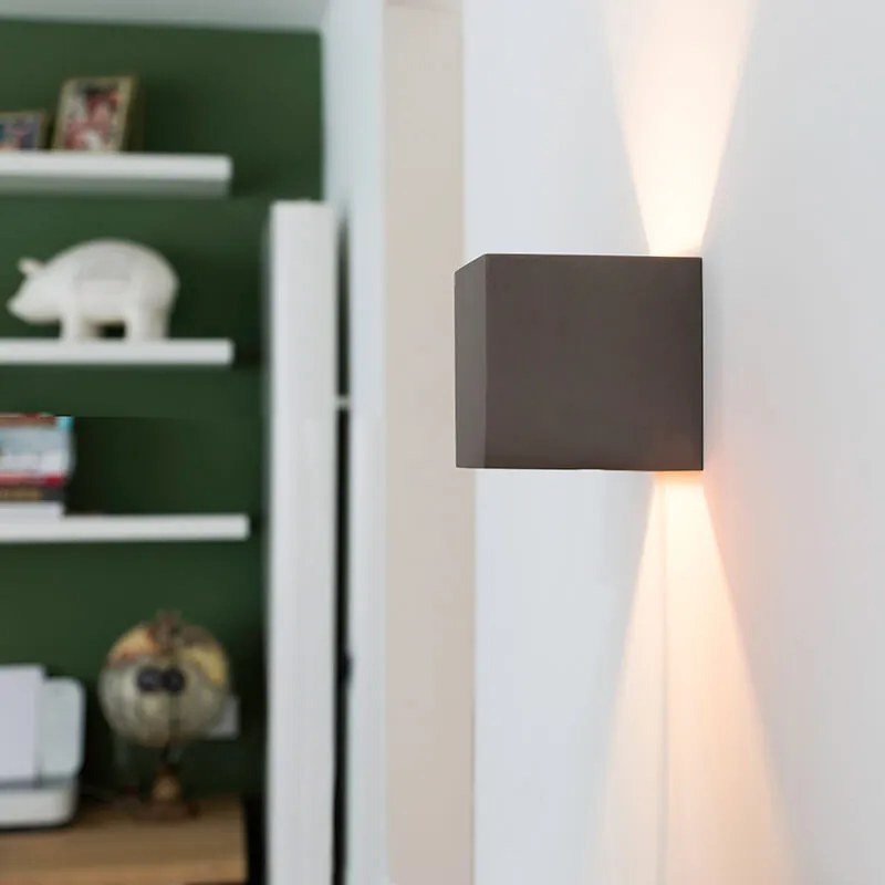 Průmyslová nástěnná lampa betonová - Box