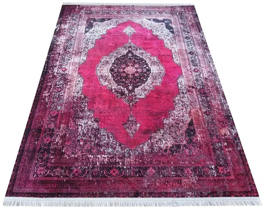 Originální vintage koberec růžové barvy Šířka: 180 cm | Délka: 280 cm