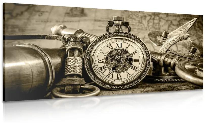 Obraz hodinky z minulosti v sépiové provedení