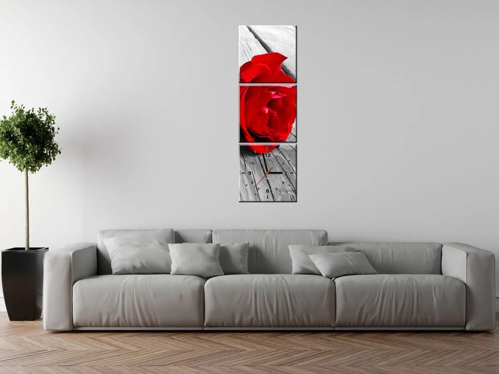 Gario Obraz s hodinami Červená růže - 3 dílný Rozměry: 80 x 40 cm