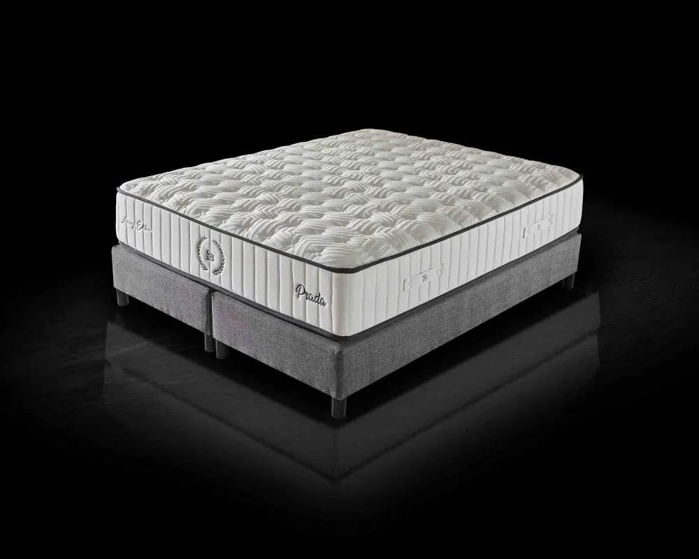 Čalouněná postel PRADA s matrací - černá 140 × 200 cm
