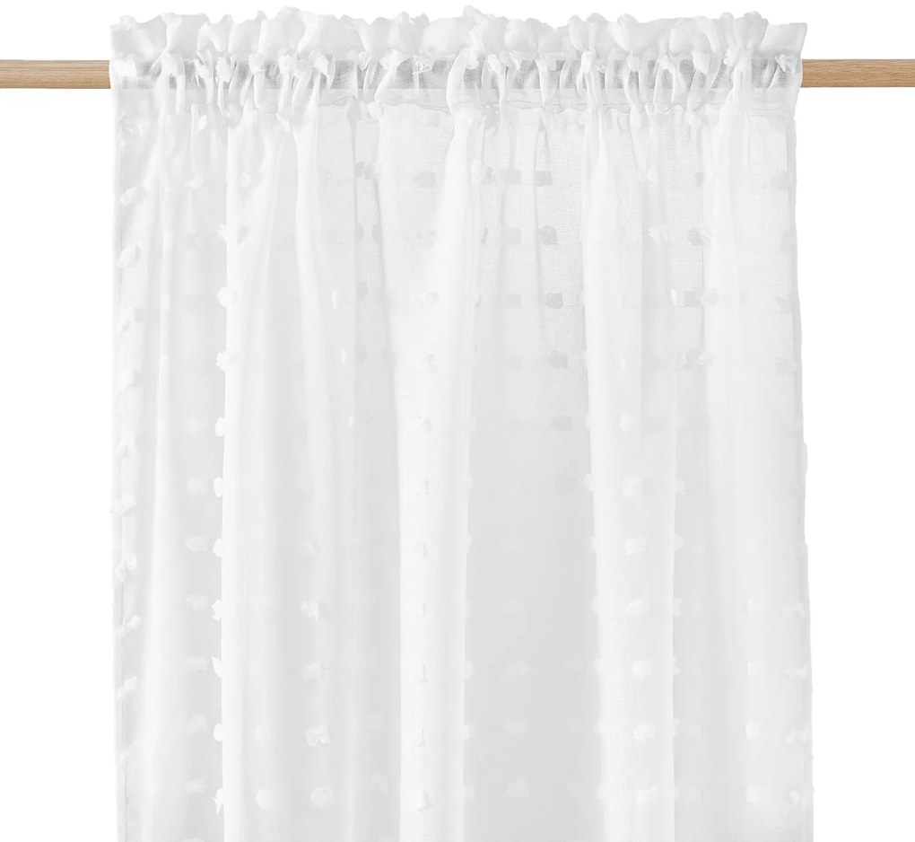 Room99 Záclona na pásce Casablanca Bílá Tečky Barva: Bílá, Velikost: 500 x 230 cm