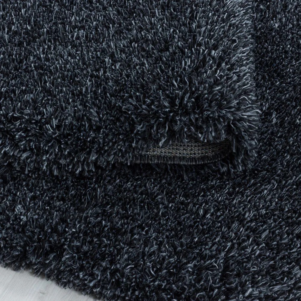 Antracitový kulatý koberec ø 160 cm Fluffy – Ayyildiz Carpets