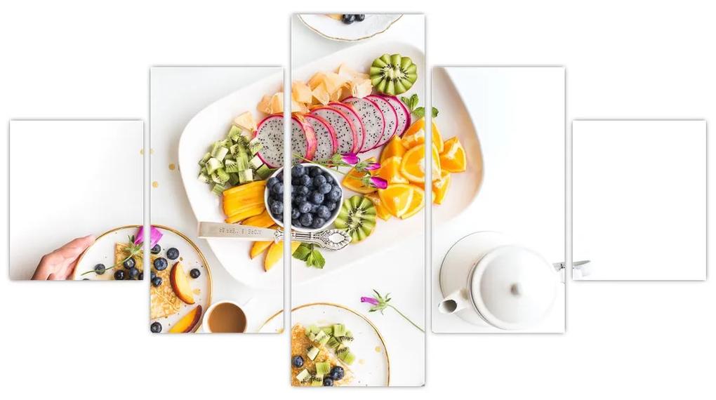 Obraz talířů s ovocem na stole (125x70 cm)