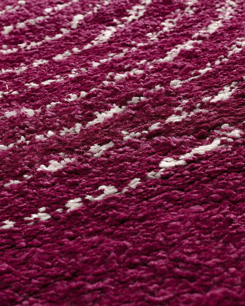 Koberec Royal deep magenta/cream 120x170 cm