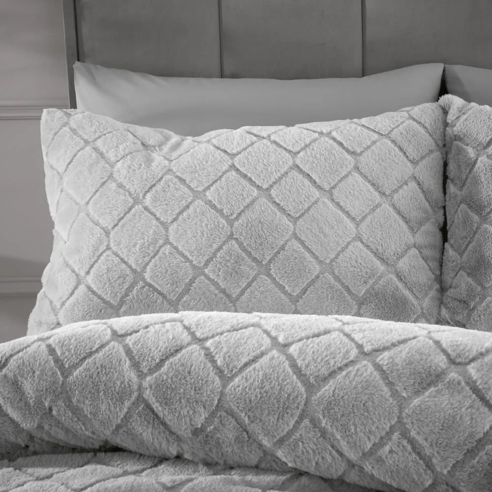 Šedé povlečení na dvoulůžko z mikroplyše 200x200 cm Cosy Diamond – Catherine Lansfield