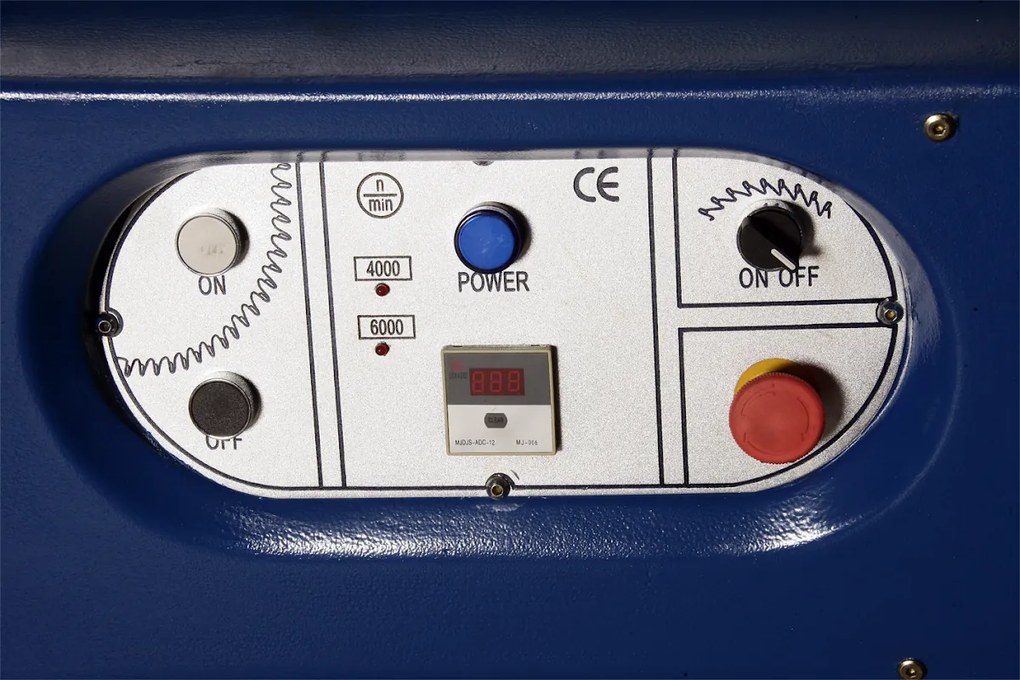 Formátovací pila S2500 s předřezem S2500
