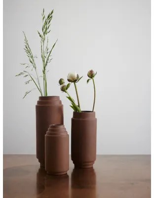 Terakotová váza Edge Vase 25 cm Skagerak