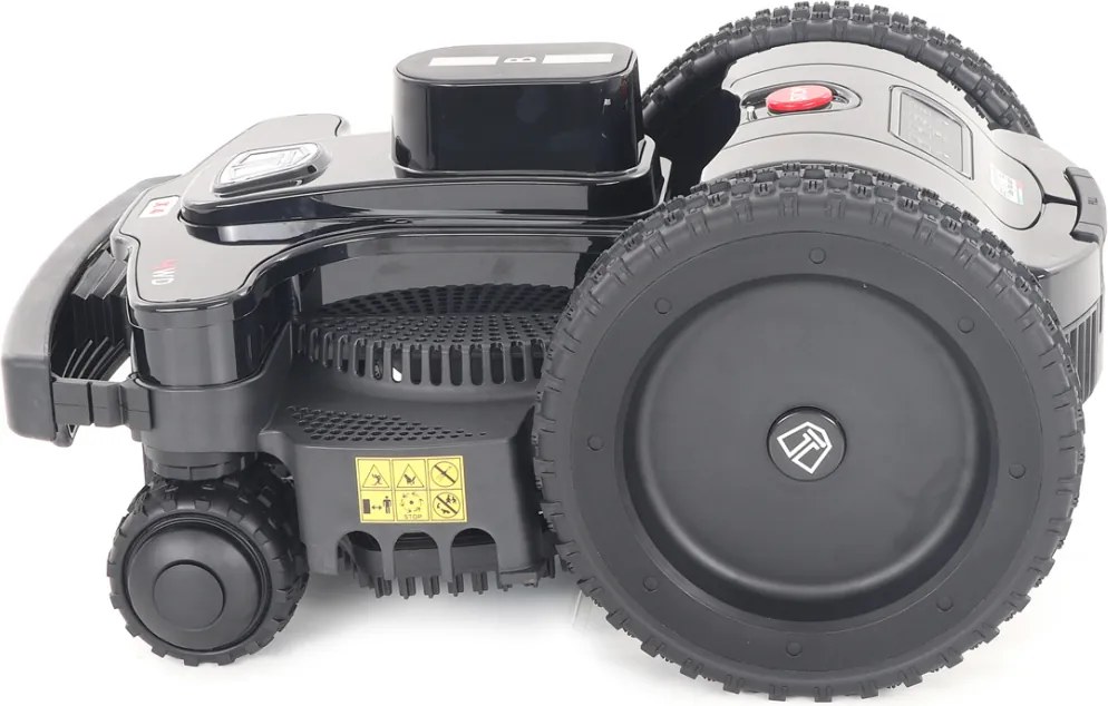 Robotická sekačka na trávu TECHline NEXTTECH BX4 4WD