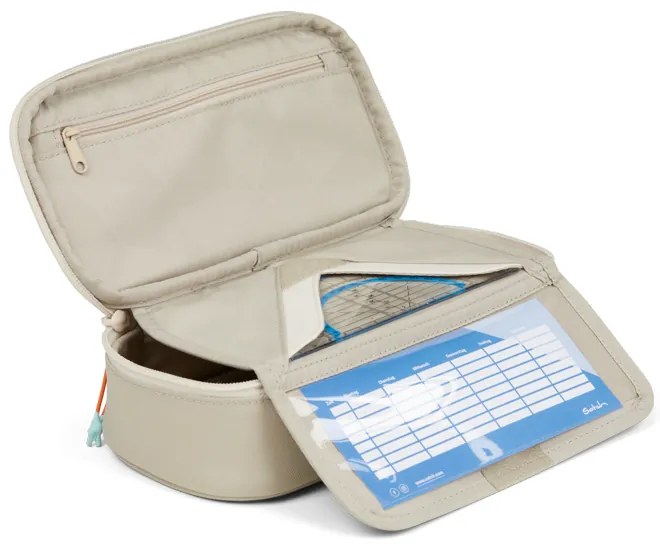 Penál Ergobag Satch – Crossed Sand 2025