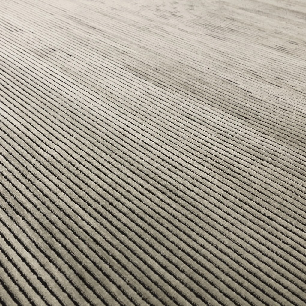 Tribeca Design Kusový koberec Zoom Stripe Khaki Rozměry: 160x230 cm