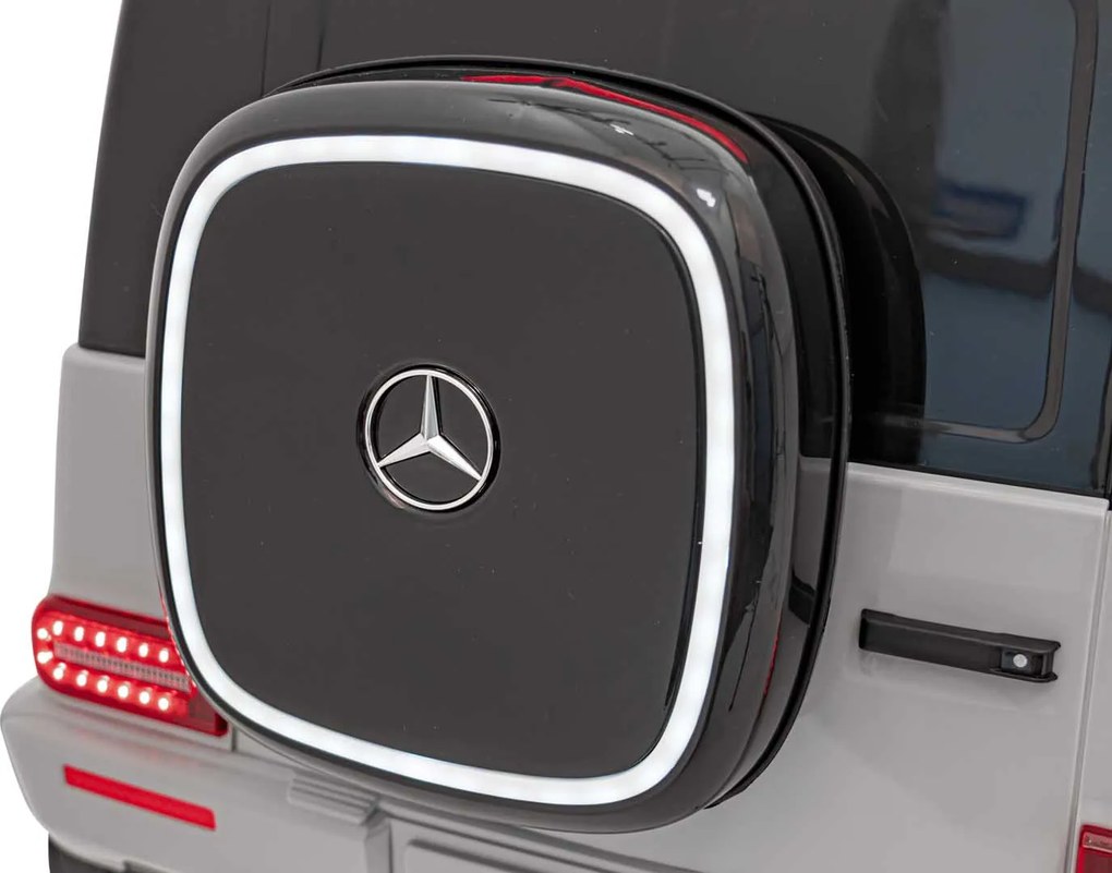 Ramiz Auto Mercedes Benz EQG stříbrné