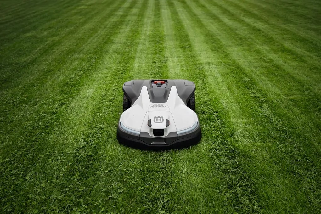 Robotická sekačka Husqvarna Automower 430V NERA