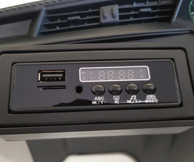 Elektrické autíčko Audi E-Tron Sportback bílé