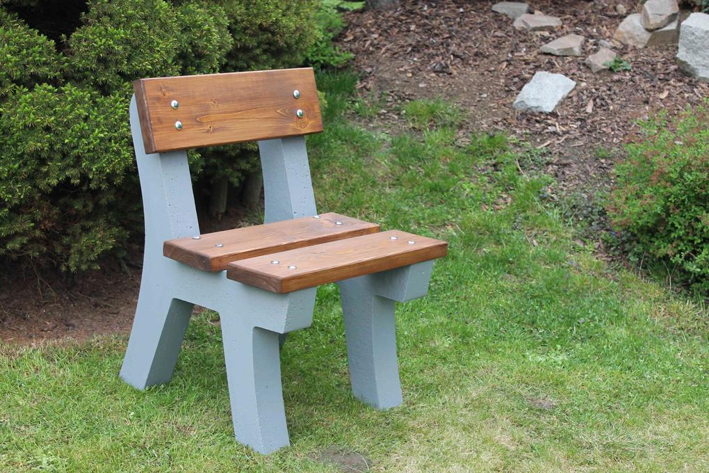 Betonová židle Pekárek Barva prken: Prkna bez barvy (neošetřené), Ošetření betonových nohou: S povrchovou úpravou (penetrace, barva, lak)