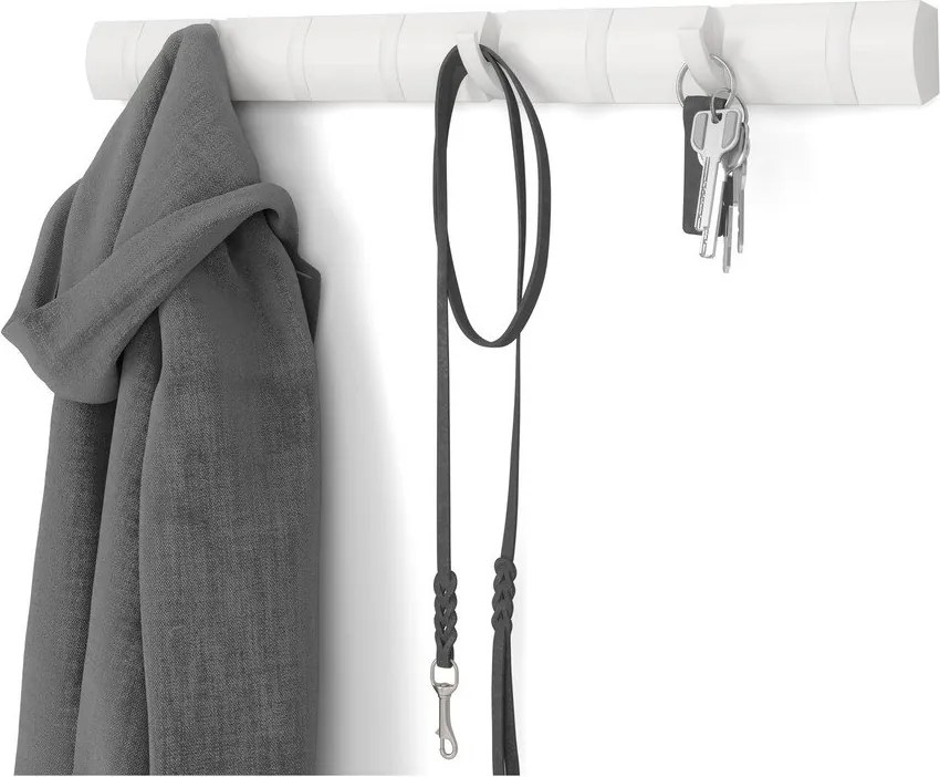 Matně bílý nástěnný věšák z borovicového dřeva 81 cm Flip – Umbra