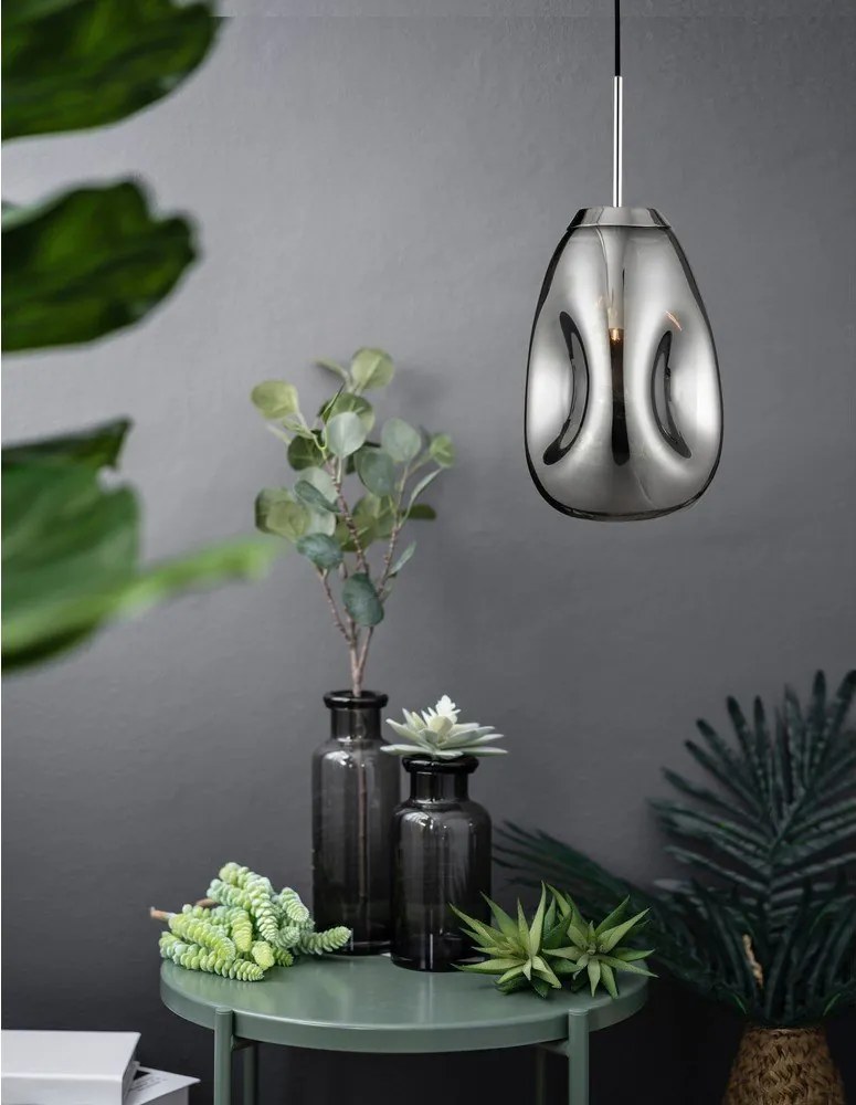 Skleněné závěsné svítidlo v leskle stříbrné barvě ø 22 cm Lava – Nova Luce