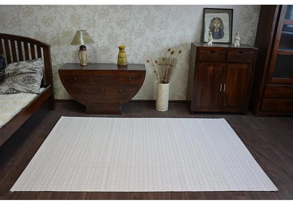 Kusový koberec Oka krémově růžový 140x200cm