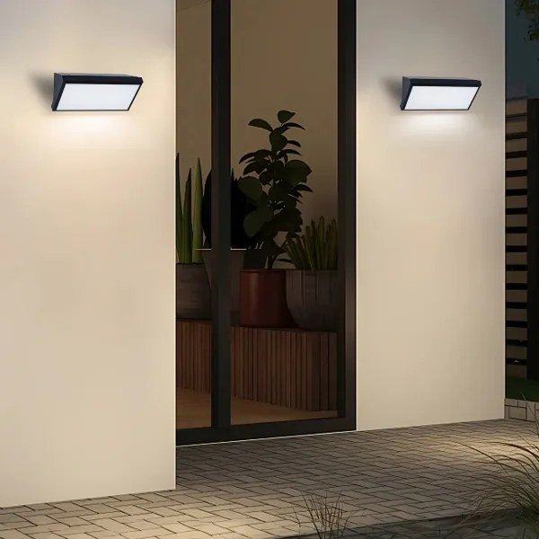 Brilagi-LED Stm ven nástěnné svít TRIANGLE 1xE27/6W/230V 2700-6500K IP65 černá