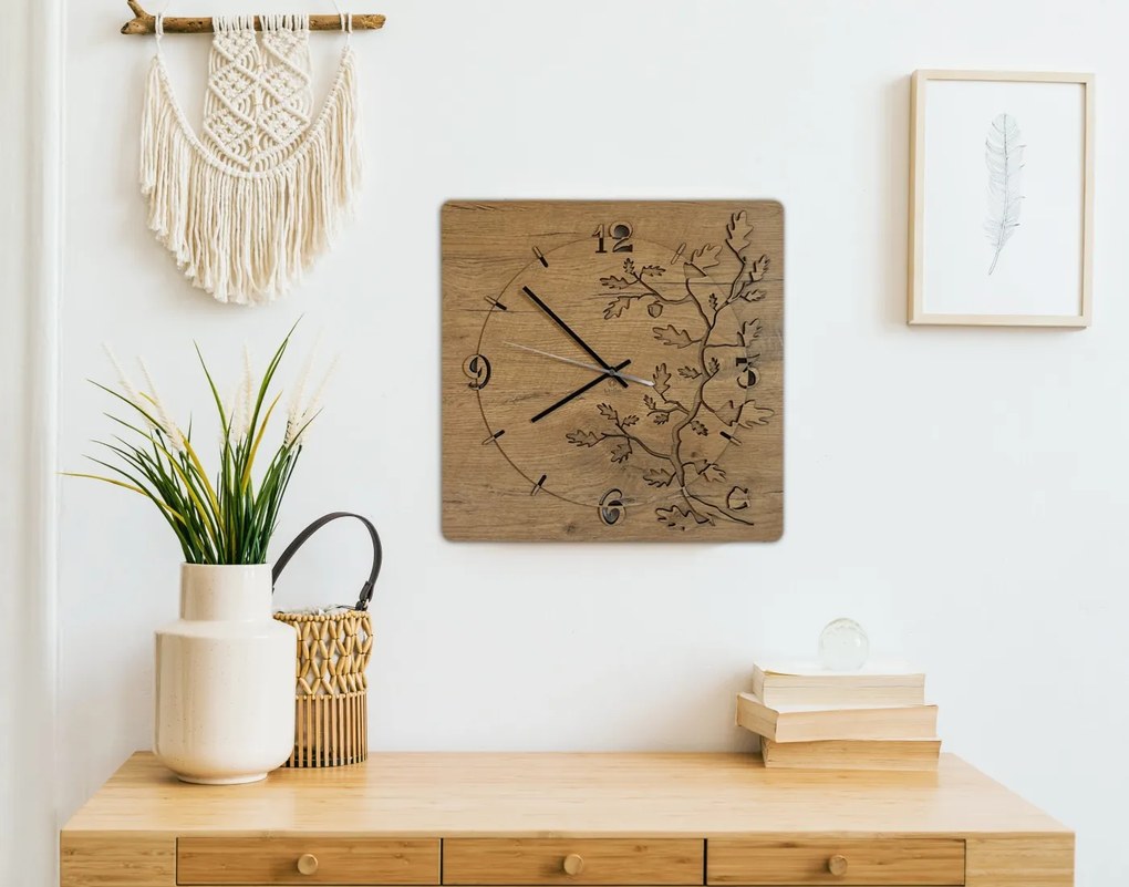 Li-Go "Dub" Dřevěné hodiny 40x40cm provedení povrchu: černá s patinou